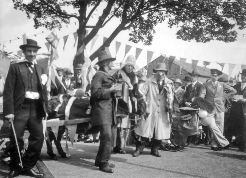 Exit/Old Photographs of Long Preston/Events/Silver Jubilee 1935 - Fancy ...